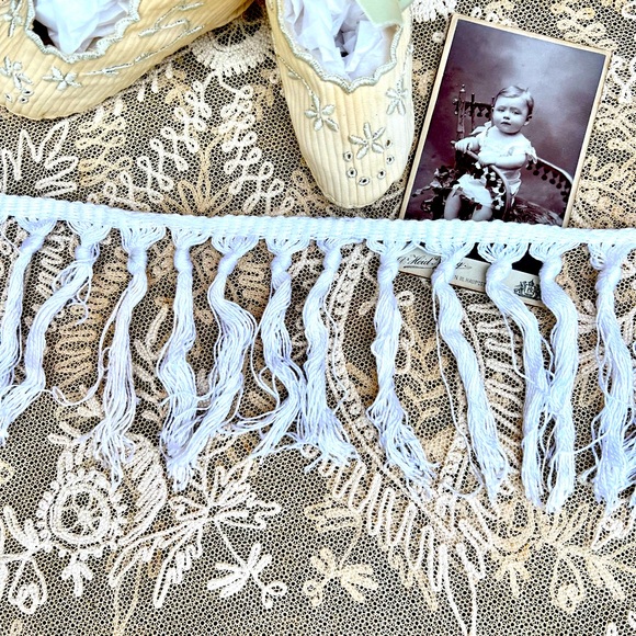 Victorian | Other | Vintage Large Bolt Of White Victorian Style 4 Inch ...